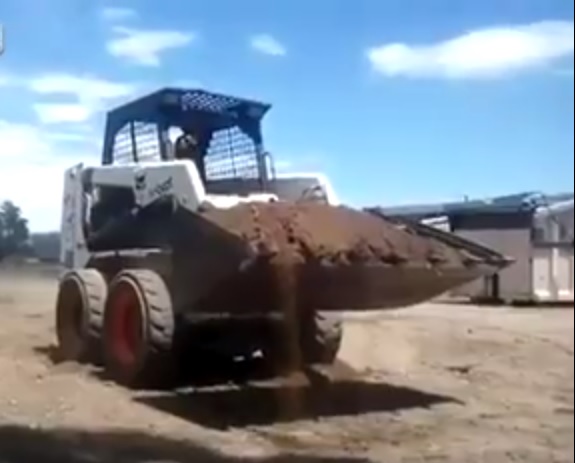 'Bobcat' funny stunt fail :-)