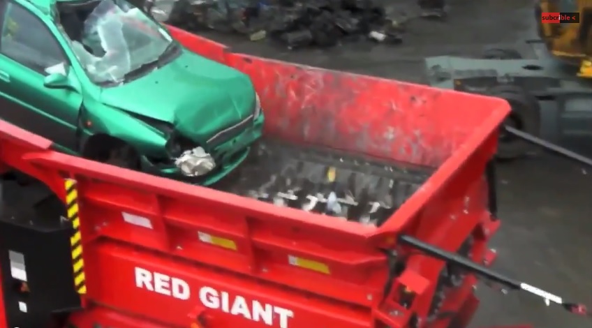 How car crusher work?