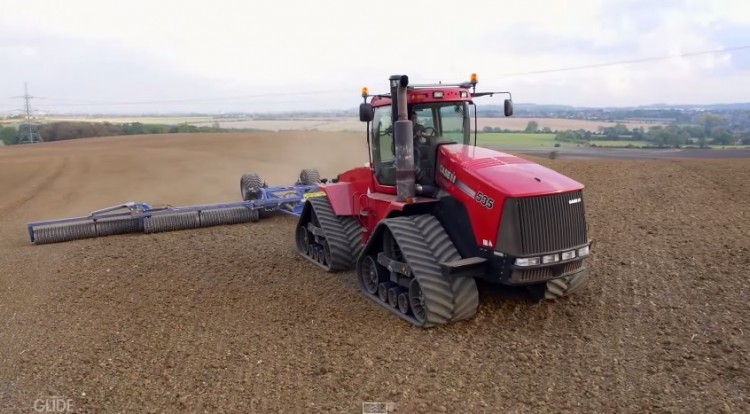 CASE IH 535 Quadtrac Aerial Showreel (SkyGlide Ltd)