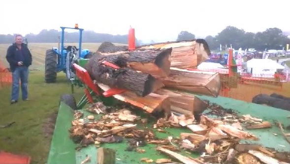 Beast CH40 Ryetec heavy duty horizontal tractor log firewood splitter