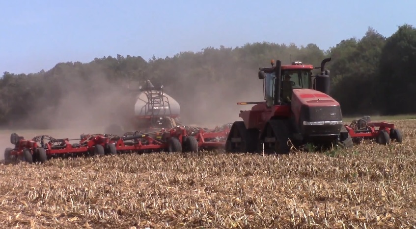 Case IH 600 Quadtrac Seeding Winter Wheat with a 60ft 500 Air Drill (bigtractorpower)