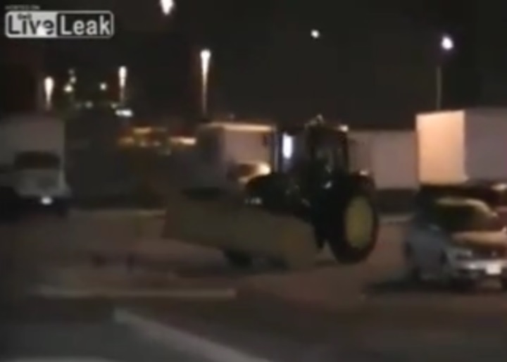 Oh Deer - Tractor Rampage - Unmanned