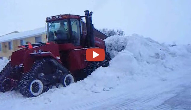 Pushing snow Case ih Steiger stx535 quadtrac leon 4000 6 way blade ...