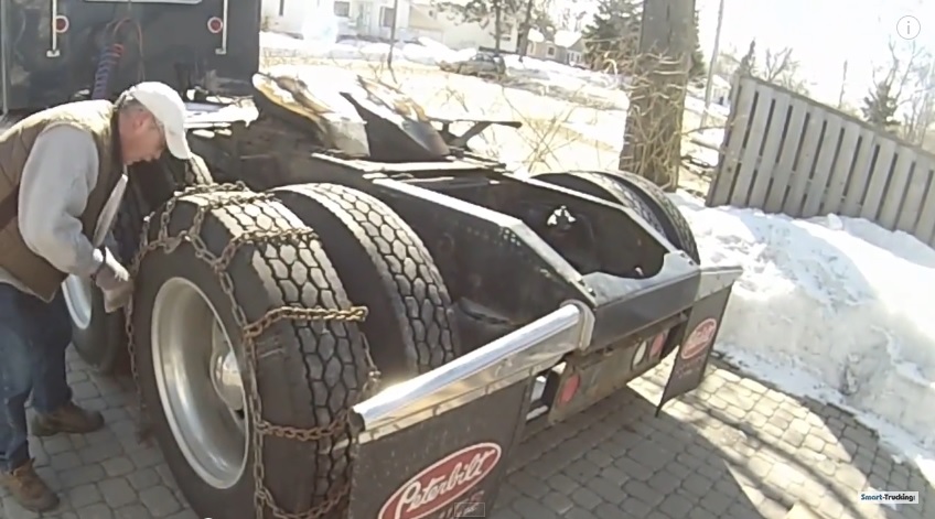 How To Chain Up a Big Rig Truck. -Smart-Trucking.com-