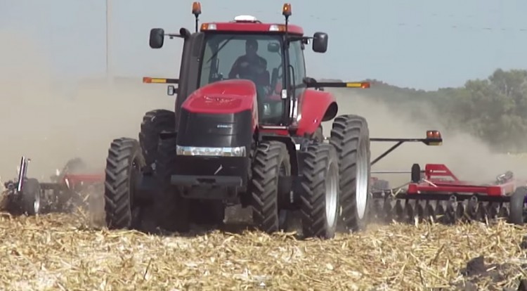 Case Ih 315 with Case Ih 330 Turbo
