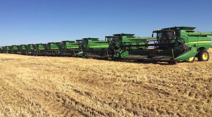 Grain Harvest 2015 Crapo Farms. We had 10 combines and 3 carts in one ...