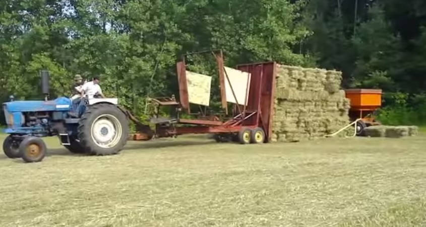 Raking, baling and stacking hay 2015 - farmnmichigan-