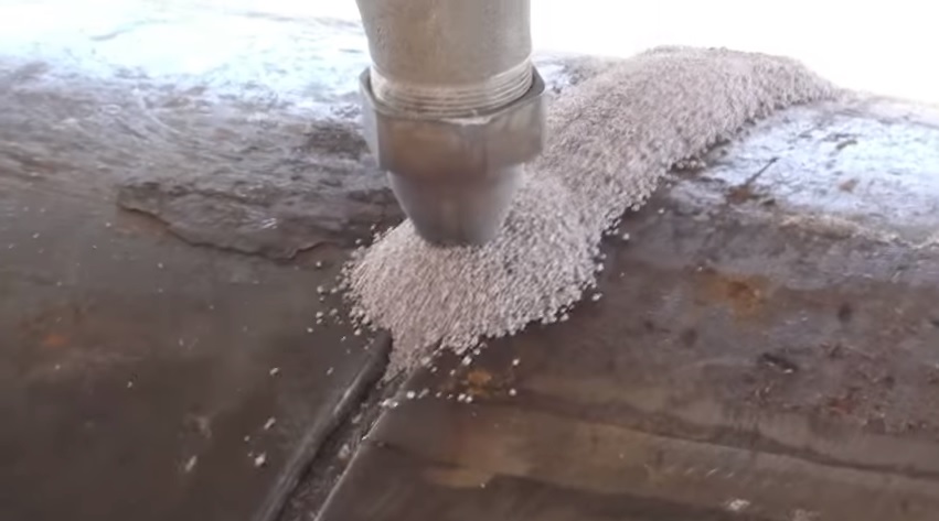 Completing a double joint pipe using the Sub Arc Welding (SAW) process.