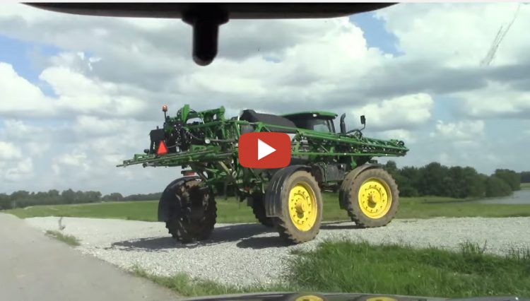 John Deere's Biggest Sprayer: R4045 -- bigtractorpower