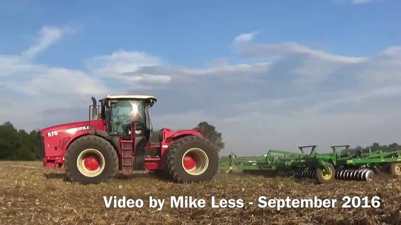 Versatile 575 tractor doing some Fall Tillage near Louisville Illinois ...