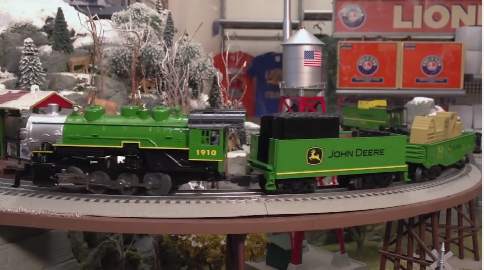 John Deere Steam LionChief Train Set 2016 -- Lionel Trains