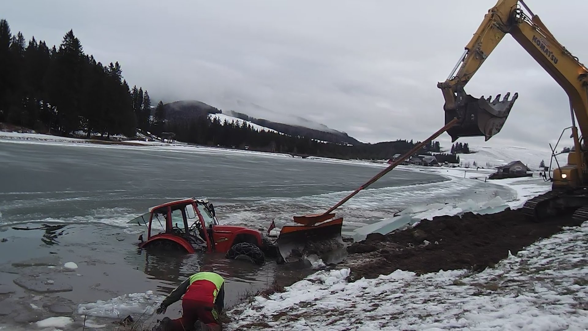 Tractor rescue in Germany