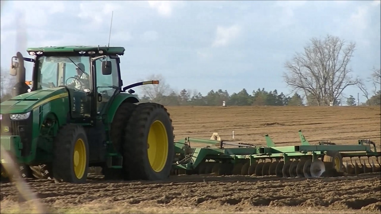 JOHN DEERE 8295R's PULLING A RIPPER AND DISK. GARGIULO TOMATOES TILLAGE ...