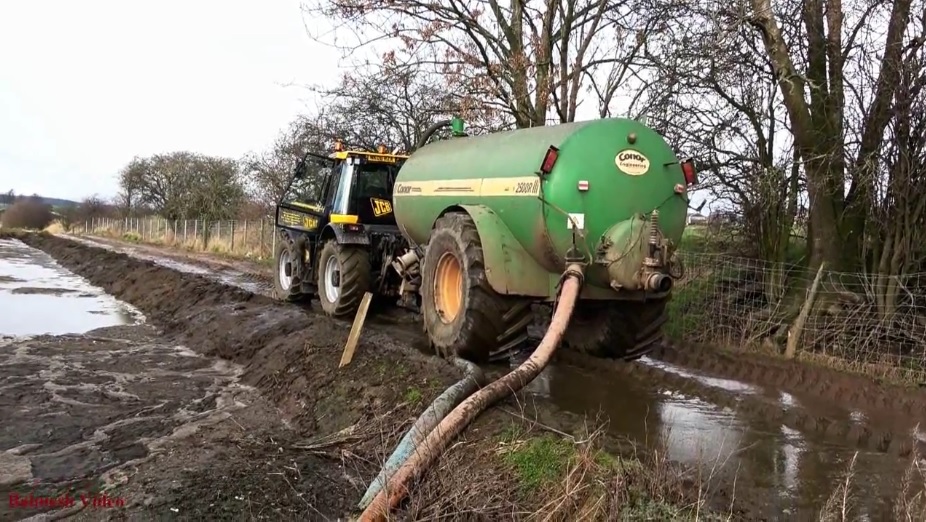 Tanking and Pipeline with SIX Tractors. -- balmesh