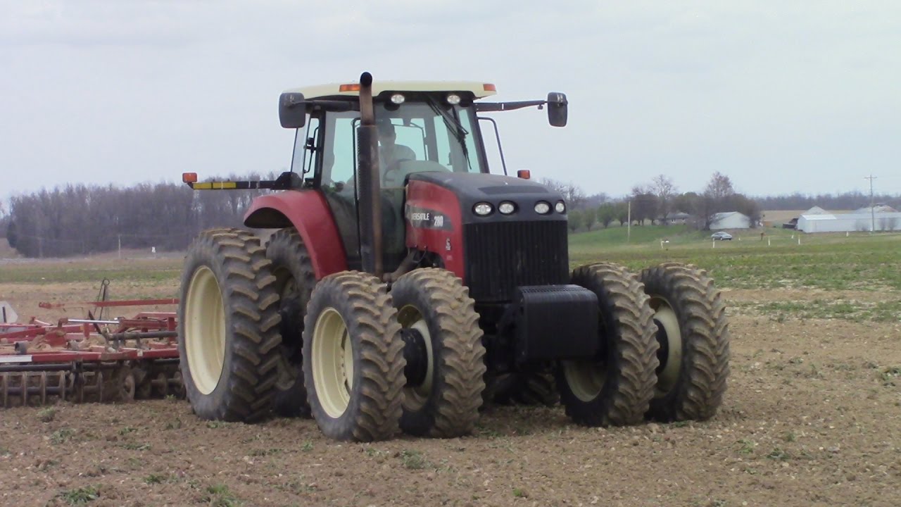 Versatile 280 Tractor -- bigtractorpower