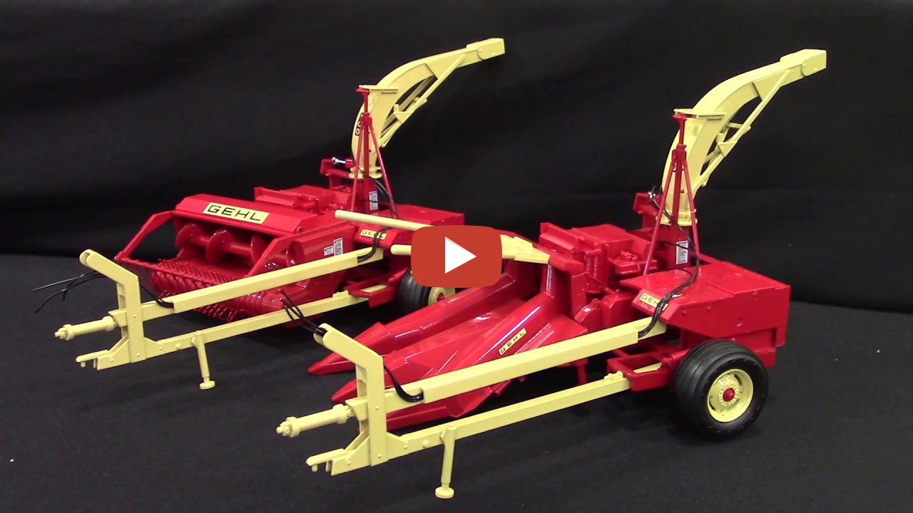 1/16 Gehl 800 Forage Harvester by SpecCast ToyTractorTimes