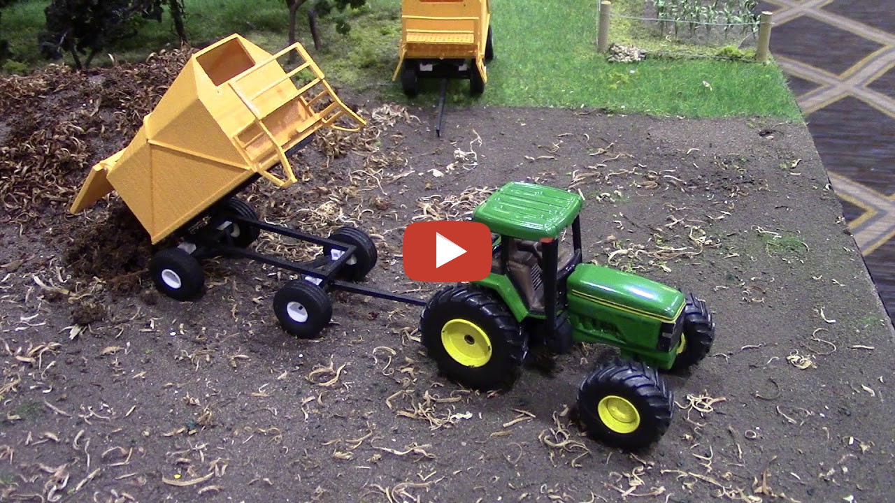 ToyTractorTimes shows us a nice display of making silage at the 1/64 ...
