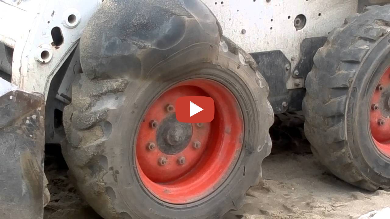 Explosion tire of a bobcat...
