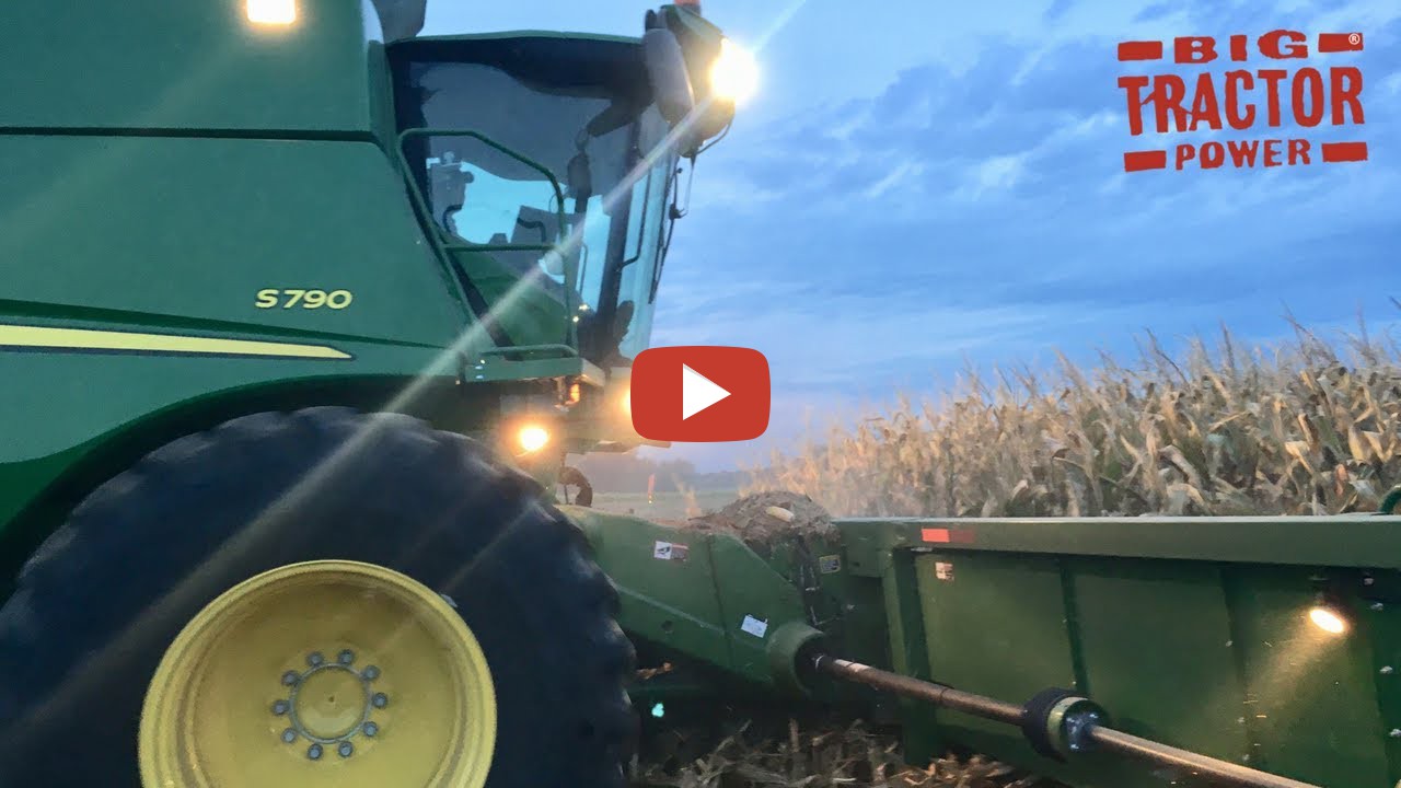 2018 Corn Harvest Up In John Deere's Biggest Combine the S790 .See and hear this 543 hp, 400 bu ...