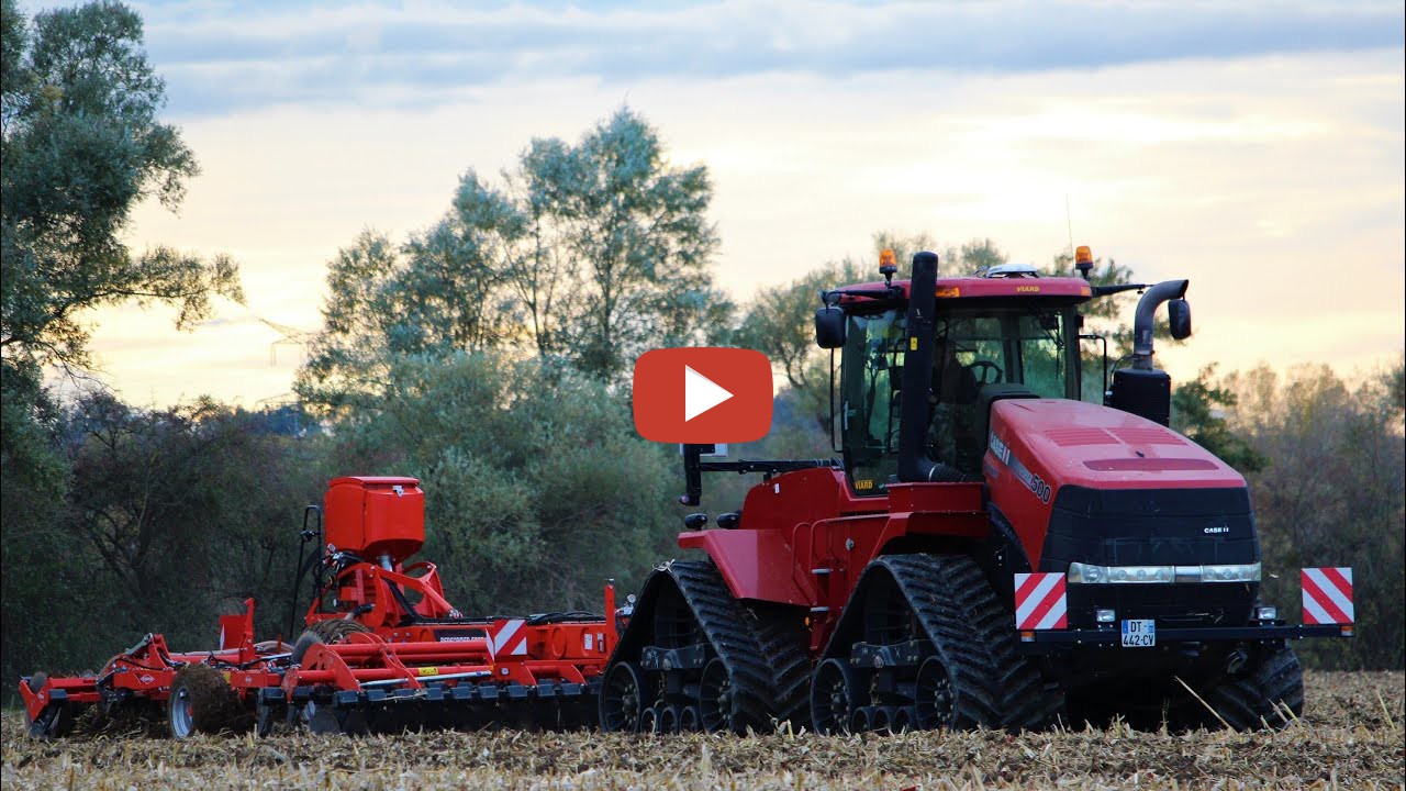 Déchaumage des mais avec un Case IH Quadtrac et un Kuhn Performer 6000