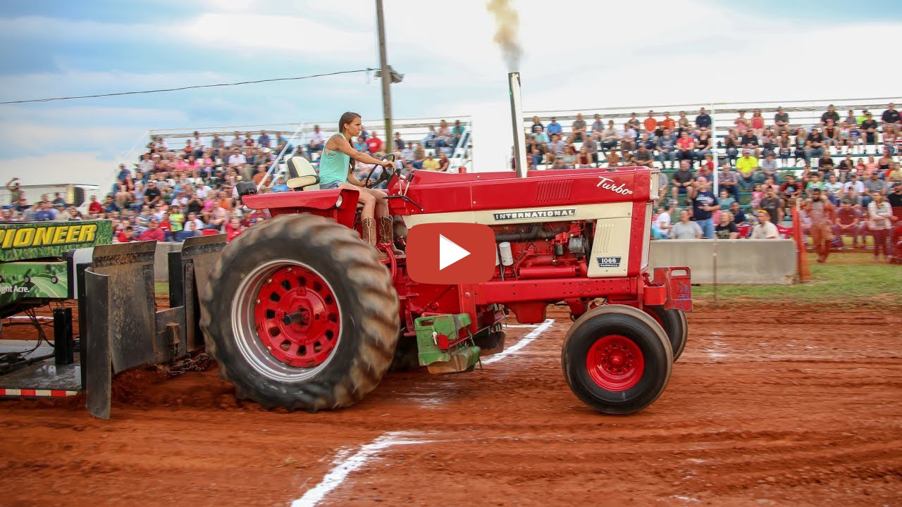 Ladies of Tractor Pulling -- WWPTV