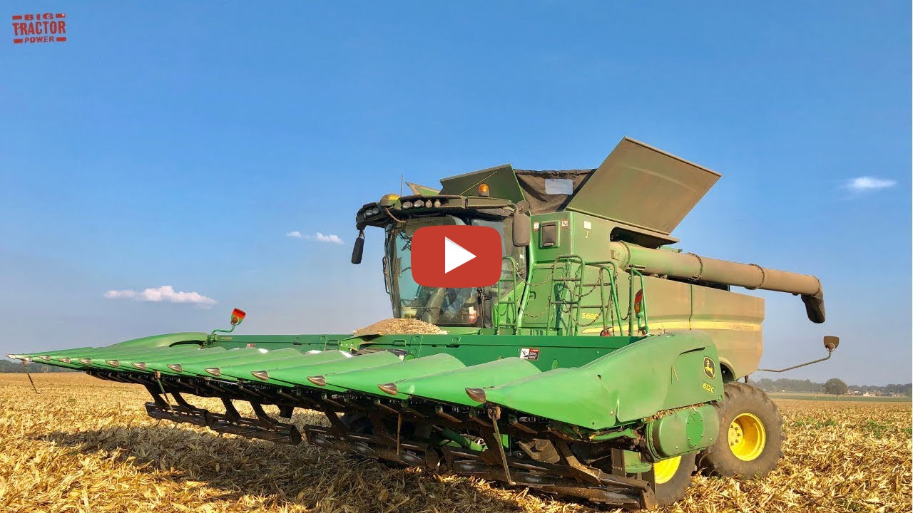 bigtractorpower - Three 473 hp 400 bu. S680 John Deere combines finish harvesting a corn field ...