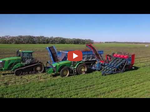 2020 Carrot Harvest with the Crop Shuttle -- The Crop Shuttle is the ...