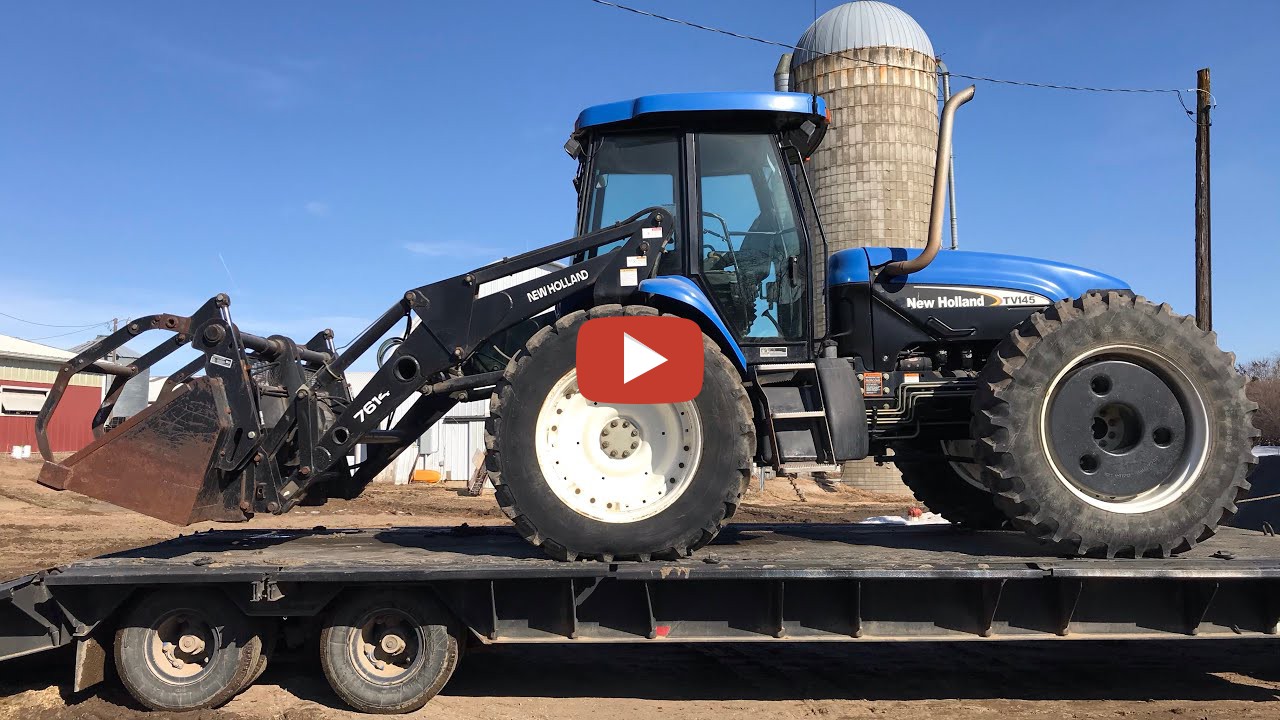 We Got A New Holland Bi-Directional Tractor! Look what he can do ...