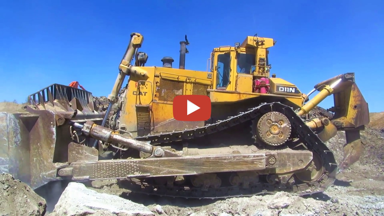 Caterpillar D11N Extreme Pushing - A 1989 Caterpillar D11N starting to ...