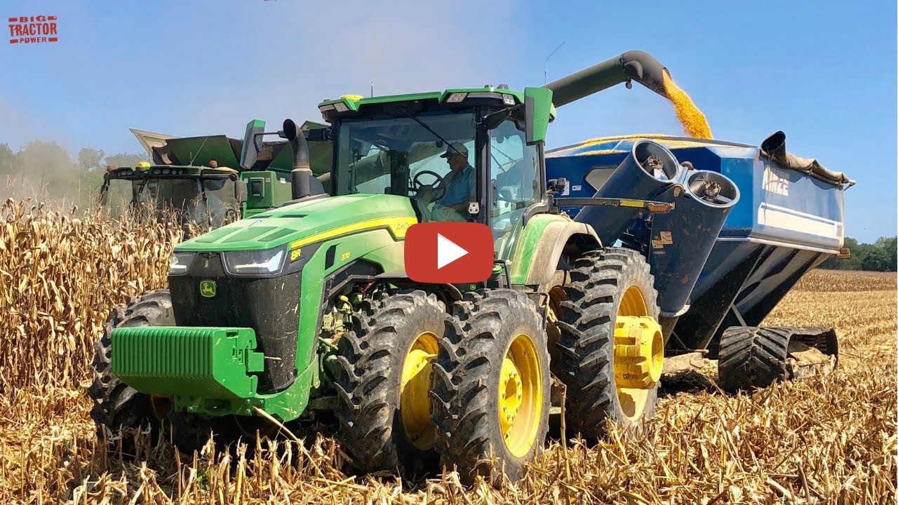 bigtractorpower -- A 370 hp JOHN DEERE 8RX370 Tractor on grain cart duty during the corn harvest ...