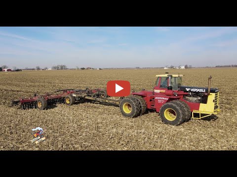 Mike Less - Farmhand Mike -- Versatile 1150 tractor pulling a 40 foot ...