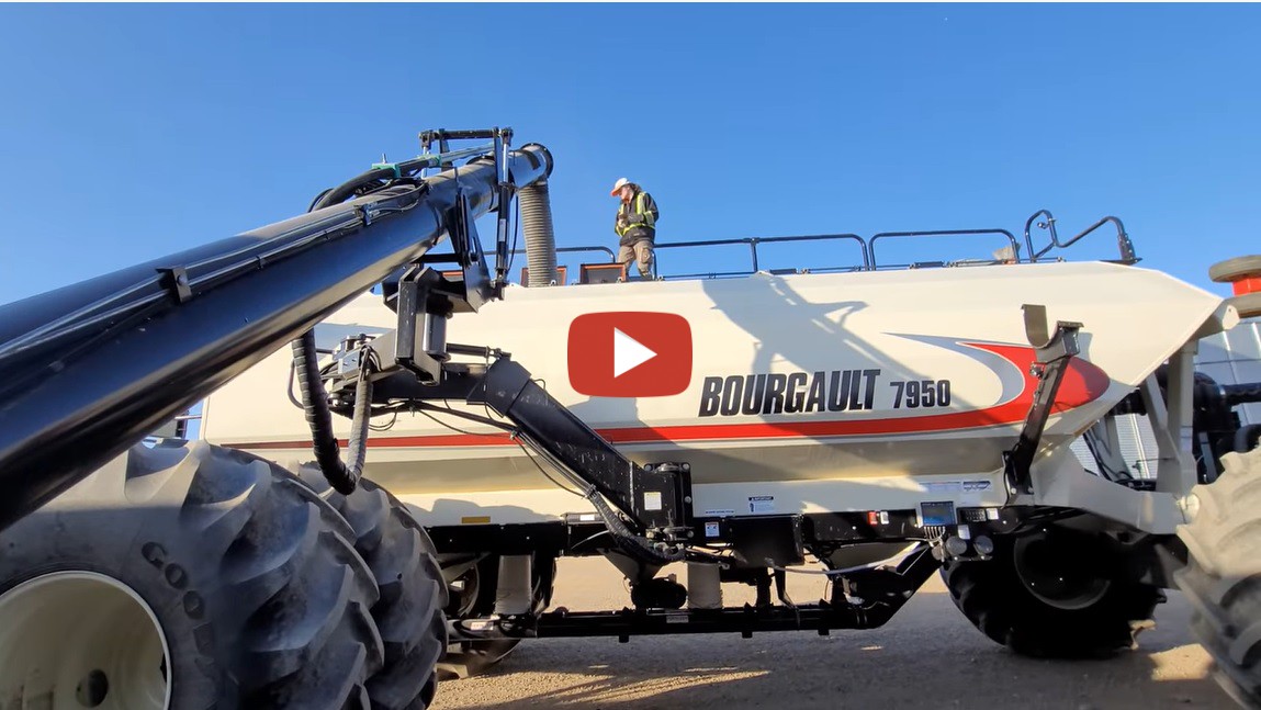 Mike Mitchell -- Ashtyn's first load of 2021! First load of the year ...