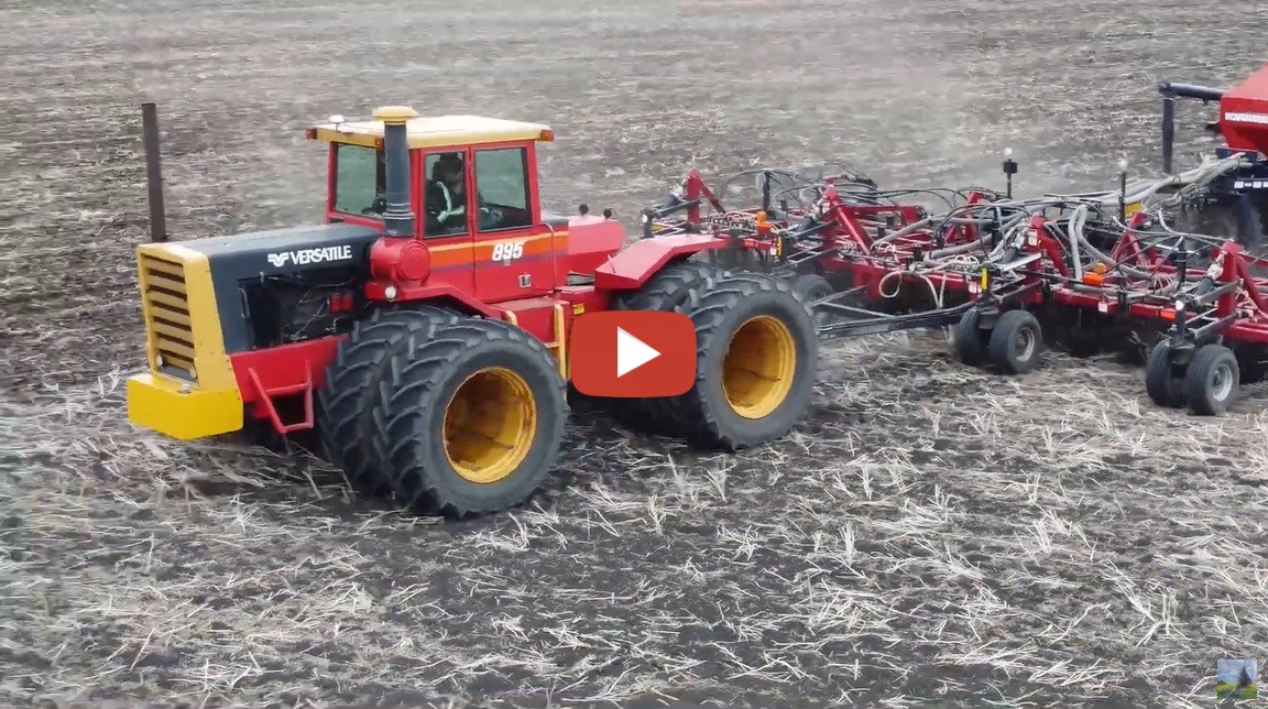 Vintage Versatile 895 -- I happened upon this really nice Versatile 895 ...