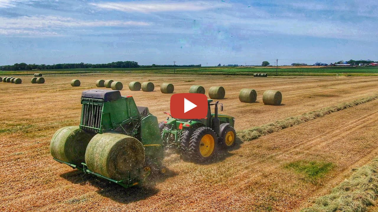 Now That's How You Make Hay!! With John Deere equipment (Roundbaler ...