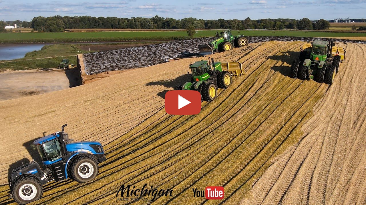 Packing Corn Silage 2021 in Michigan! 4 tractors pushing and packing ...