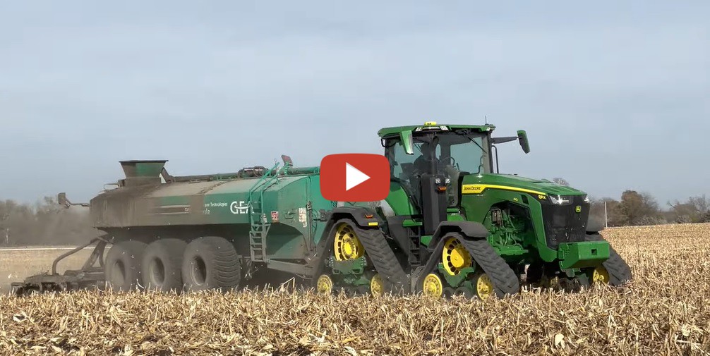 John Deere 8rx with a Houle 7300 GEA Manure Tank -- Spreading Manure ...
