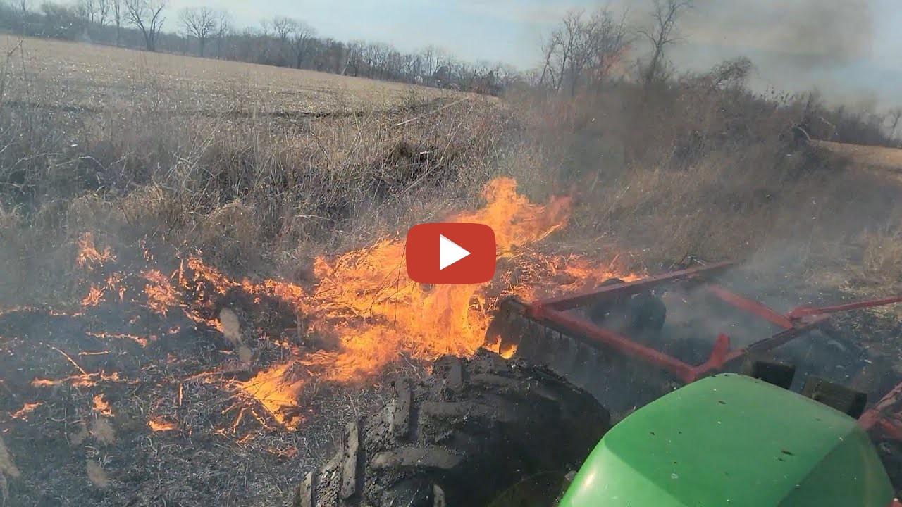 John Deere 9300 Fighting Field Fires Helping The Fire Department to get ...