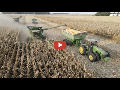 Mike Less - Farmhand Mike -Harvest 2021 corn crop using two John Deere ...