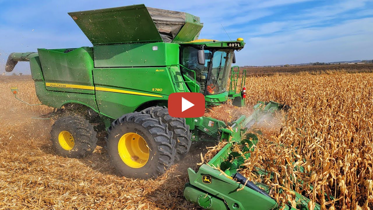 Millennial Farmer -- I Finally Kicked Dad Out of The Combine! Harvesting Corn on the Hills ...