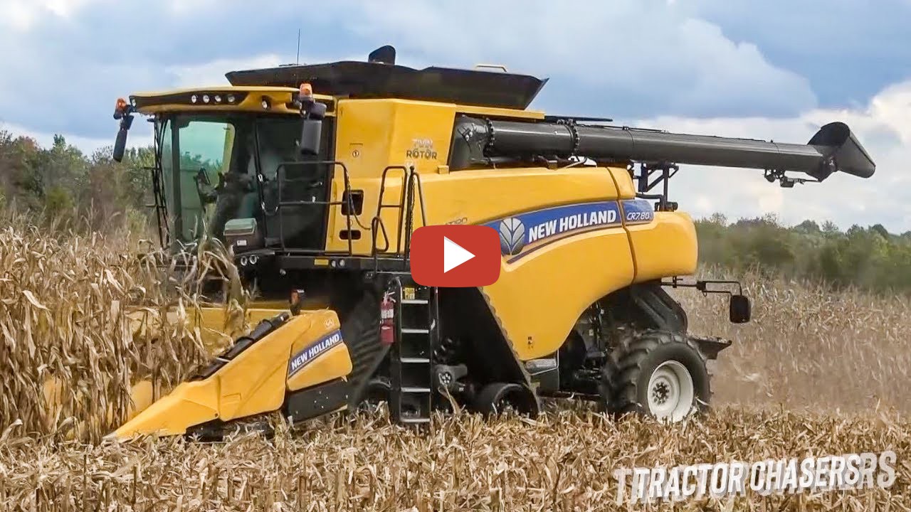 Watch The Grumpy Farmer harvest corn with his brand new New Holland CR ...