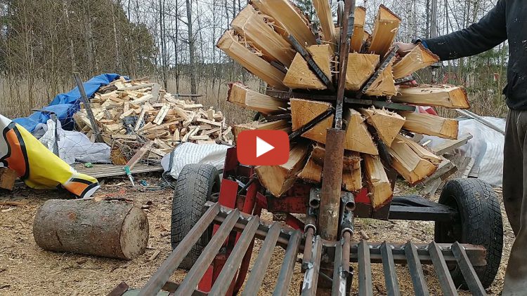 Home made wood splitter. 24 way wedgeWelded some scrap metal and other ...