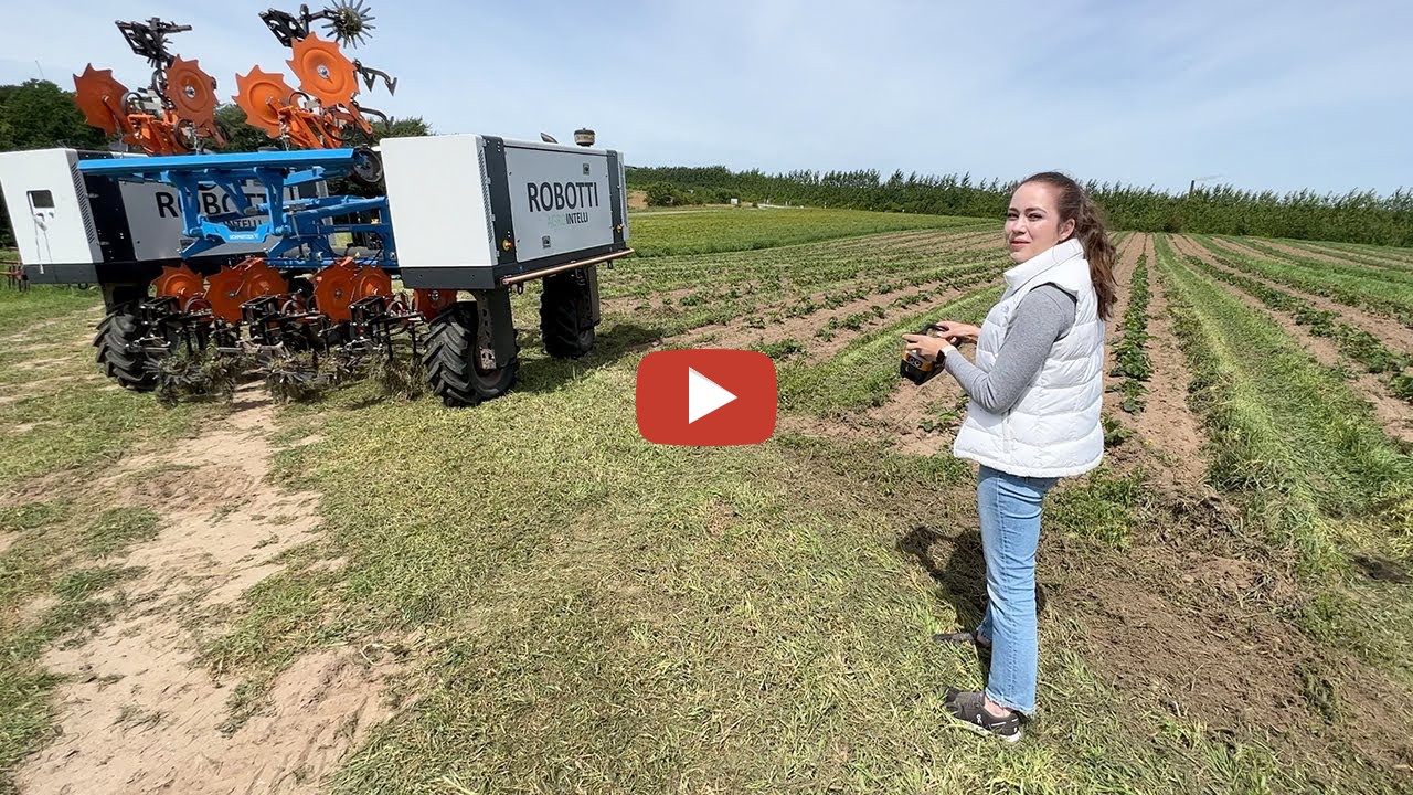 Kate's Ag - Farm to Fashion - I'm Driving the Farm Robot! Look Out ...