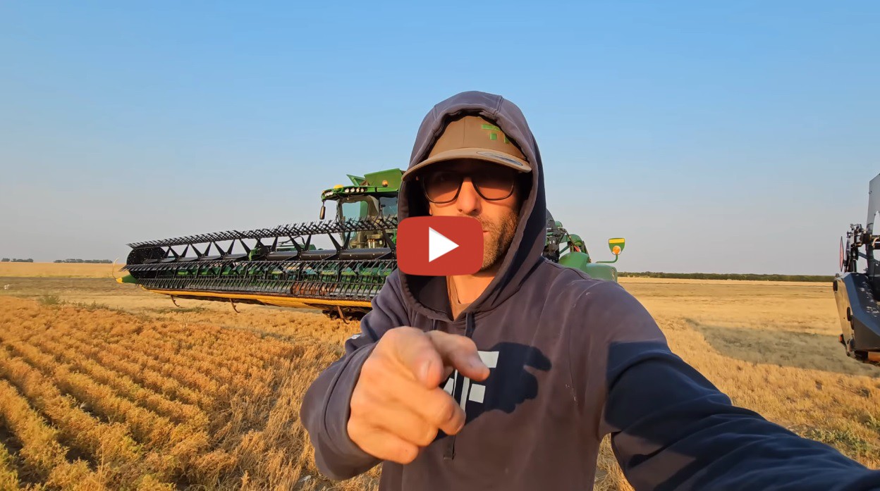 Mike Mitchell -- Let's talk some headers 👌John Deeere vs Honeybee