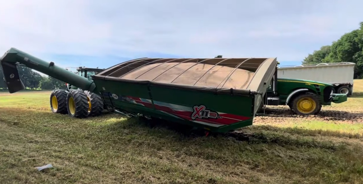 Living The Dream Ag -- Grain Cart Fail, Farm Fail - When the grain cart ...