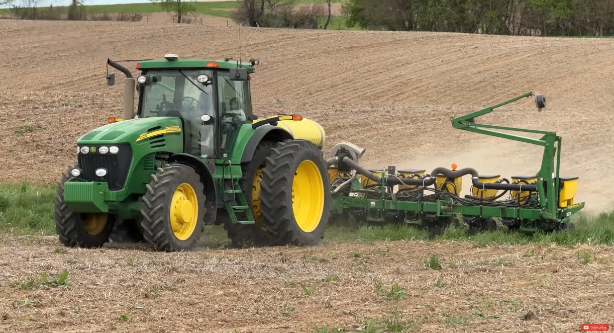How Farms Work -- Corn Planting with Ag Leader Surespeed Brush ...