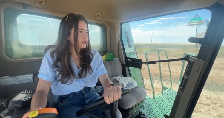 Kate's Ag - Farm to Fashion - Harvest Morning Routine + Storytime -- In ...