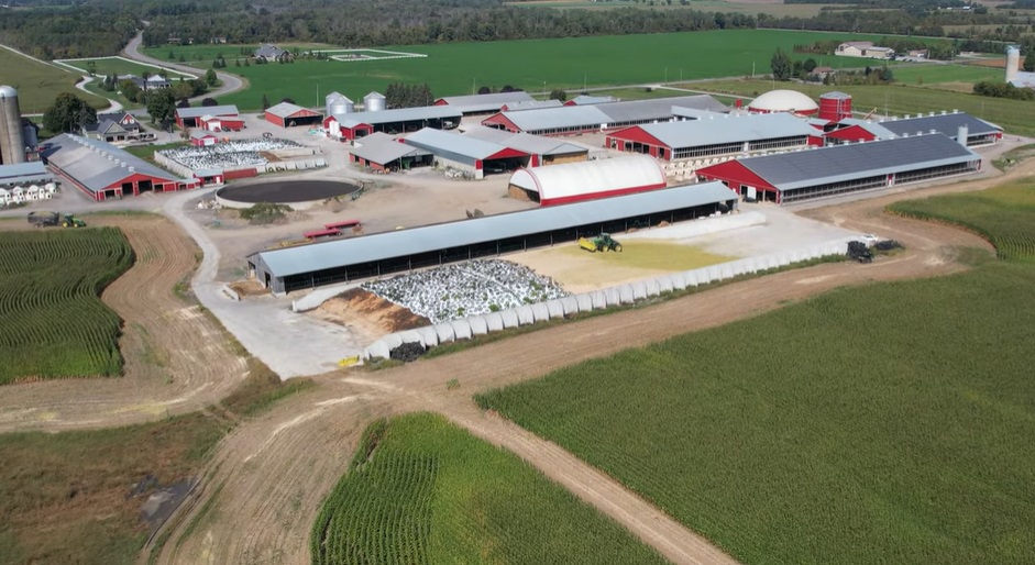Located near Richmond Ontario, Corner View Farms harvests 3,500 acres ...