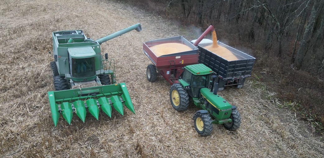 Mikep7810 -- Harvesting another field of high moisture corn with my ...