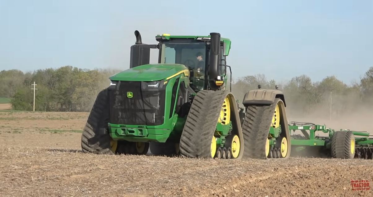 In this video Big Tractor Power is out in the field with a 830 hp JOHN DEERE 9RX 830 tractor and ...