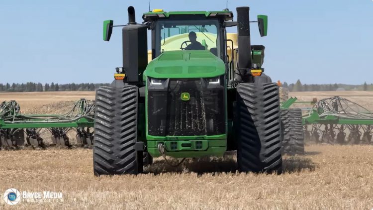 John Deere 9RX 830 - The giant with over 900 hp planting 2025 - BIG ...